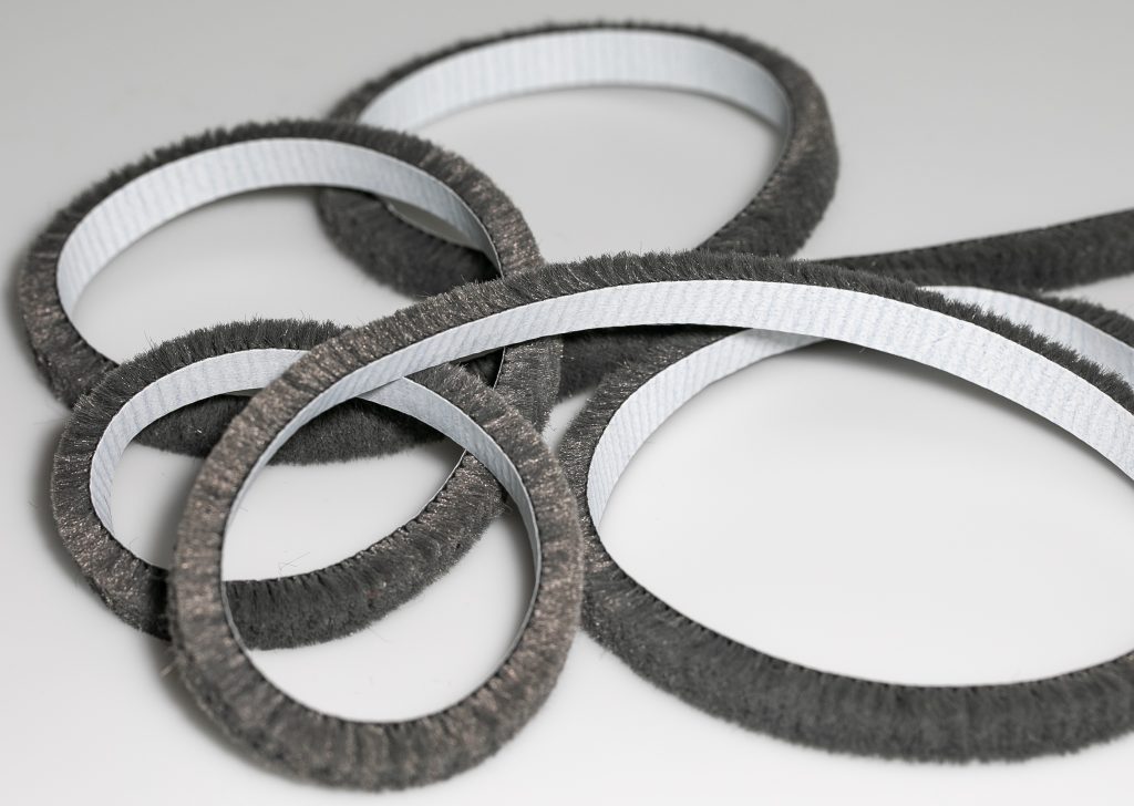 ULTRA BEND® Dust Plug | Ultrafab Sealing Weatherstripping Products