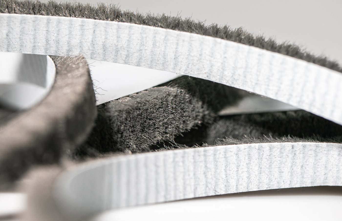 ULTRA BEND® Dust Plug | Ultrafab Sealing Weatherstripping Products